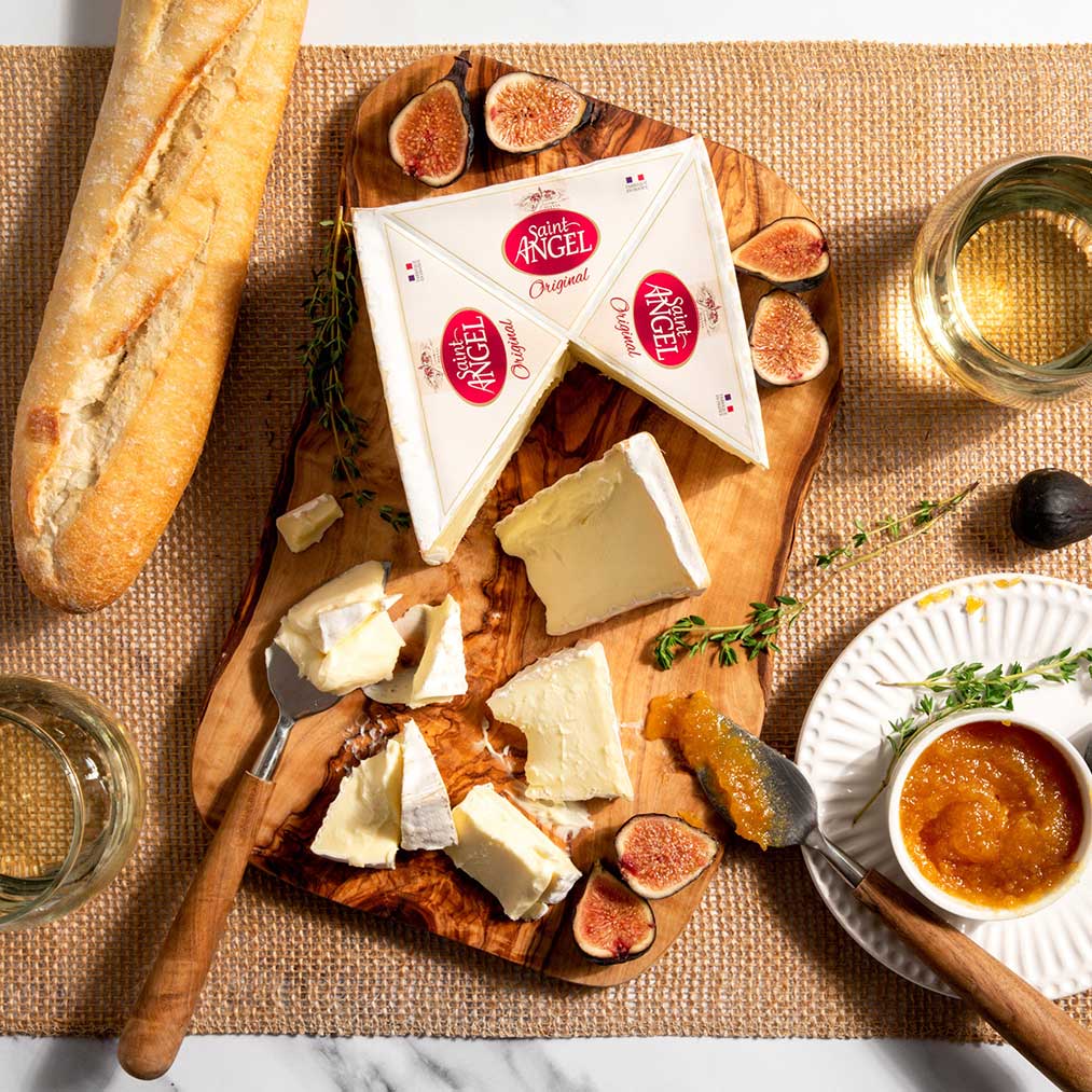 Saint Angel Triple Creme Cheese/Fromagerie Guilloteau/Cheese – igourmet