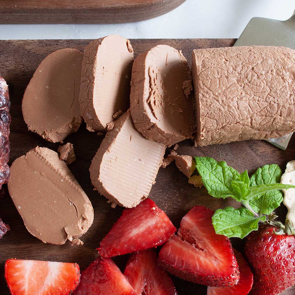 "Chocolate Capri Cheese Log/Westfield Farm/Cheese – igourmet"