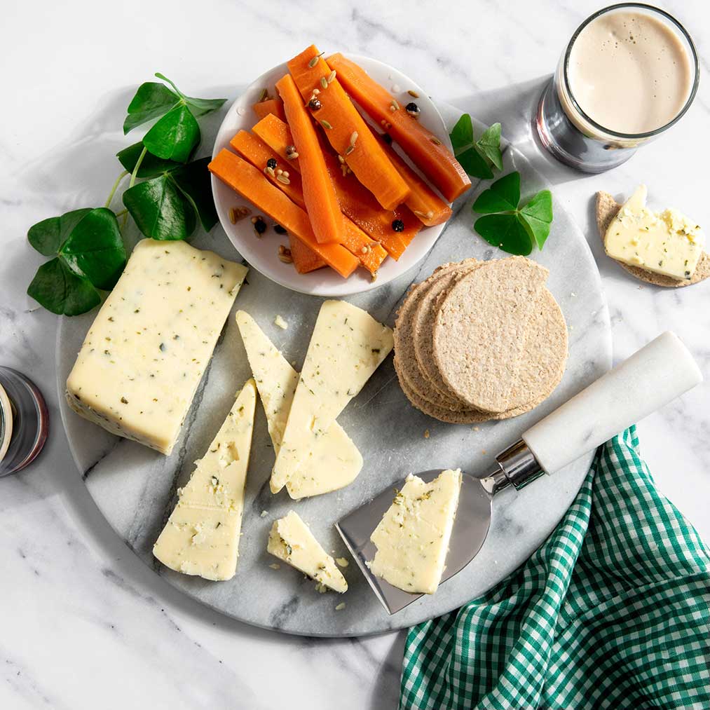 Wicklow Gold Irish Cheddar with Nettle & Chive – igourmet