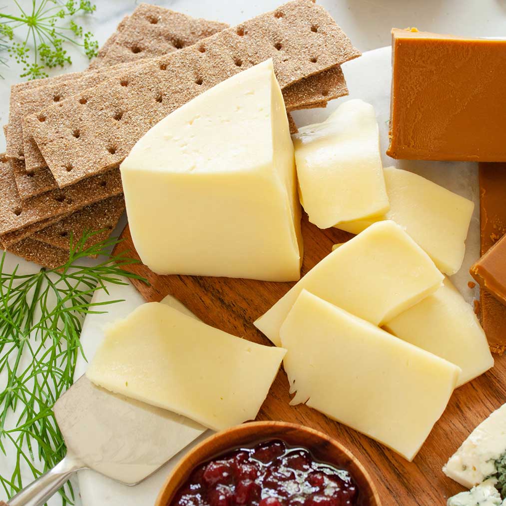 igourmet - Hushallsost Swedish Farmer's Cheese
