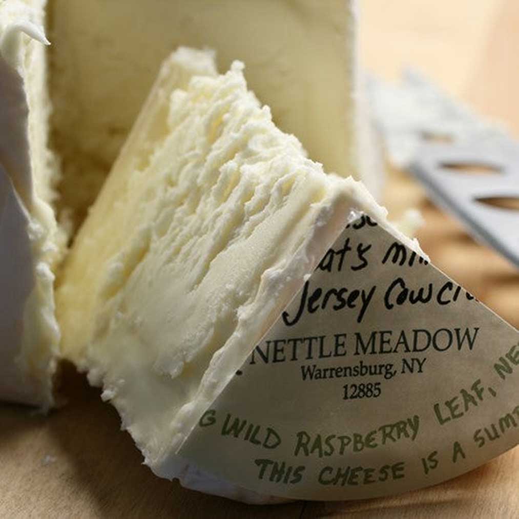 igourmet - Kunik Bloomy Rind Triple Creme Cheese