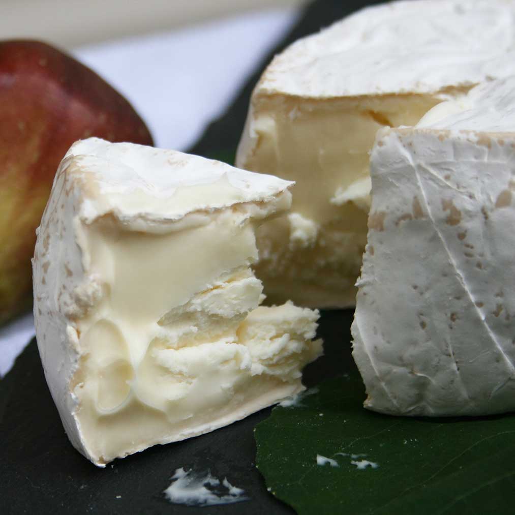 igourmet - Kunik Bloomy Rind Triple Creme Cheese