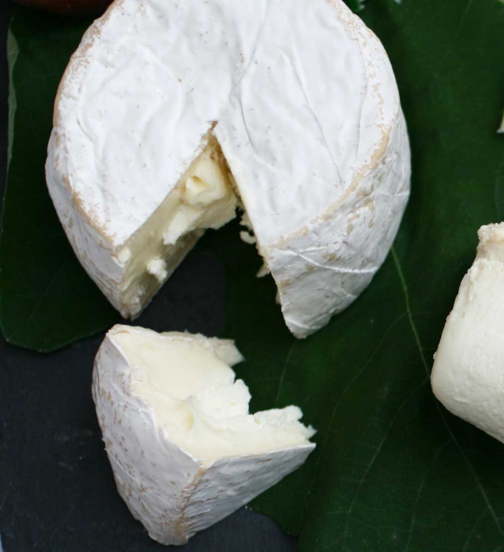 igourmet - Kunik Bloomy Rind Triple Creme Cheese