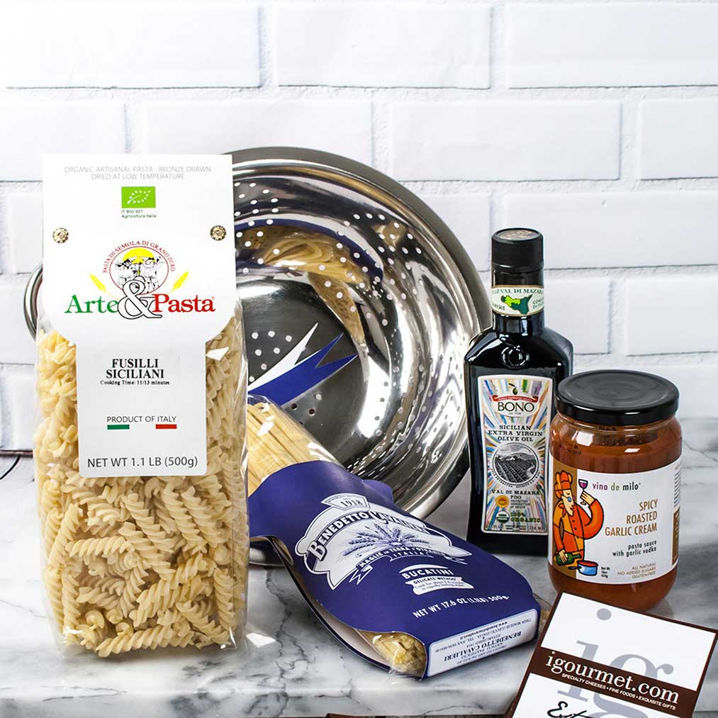 igourmet - Artisan Pasta & Colander Gift Set
