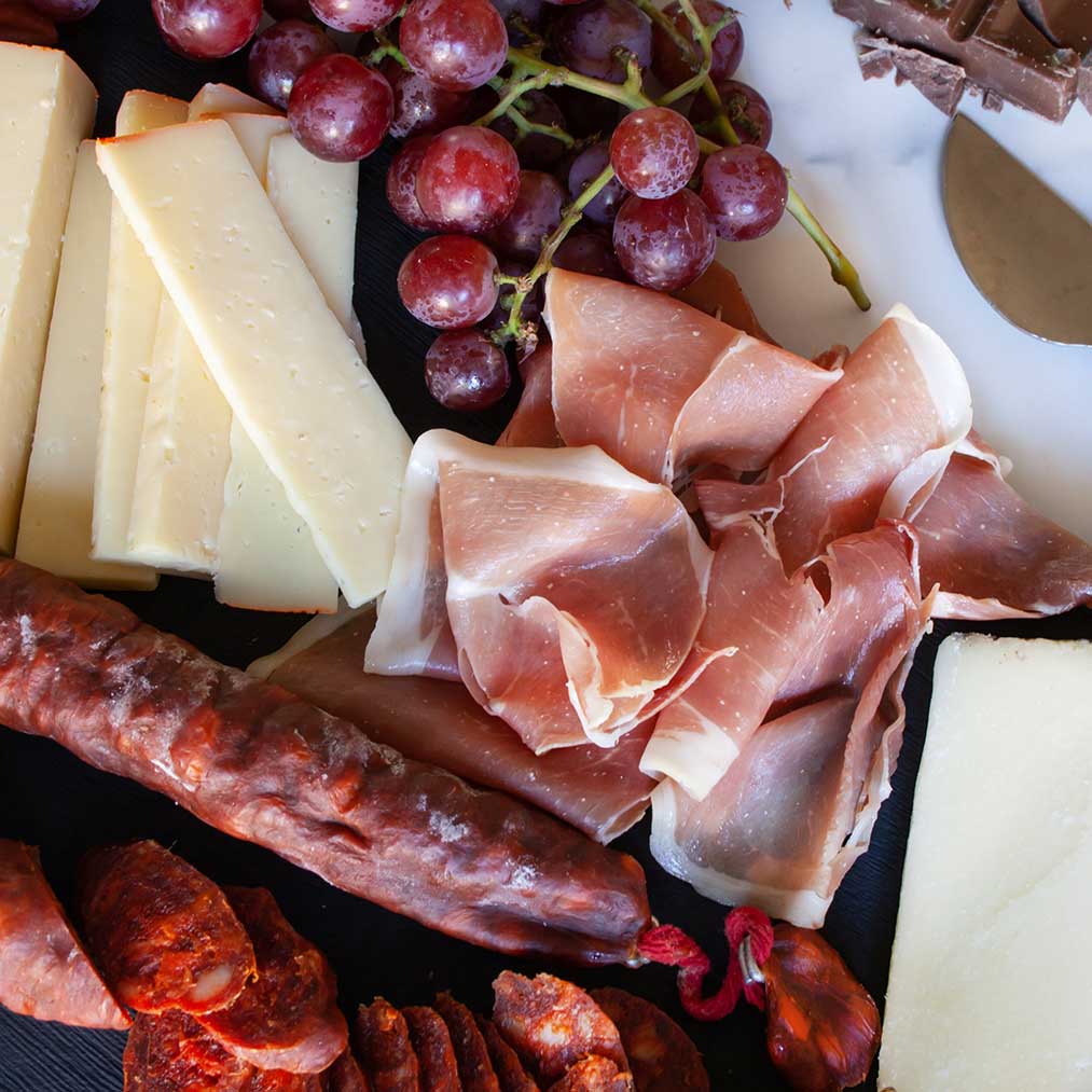 Spanish Fiesta Food Gift Box | Gourmet Cheese & Tapas | iGourmet