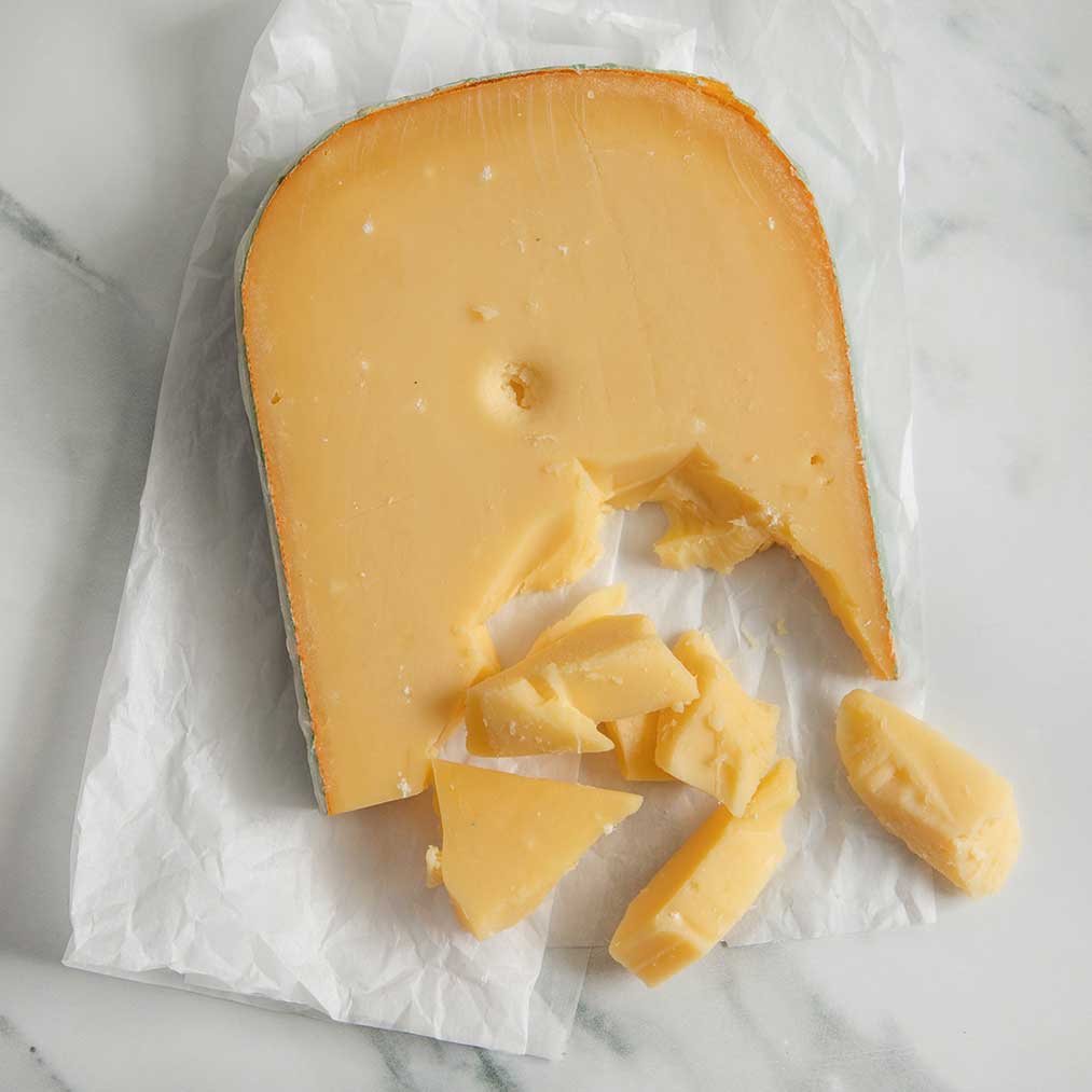 Four Snacking Cheeses | Gourmet Cheese & Cracker Sampler | iGourmet