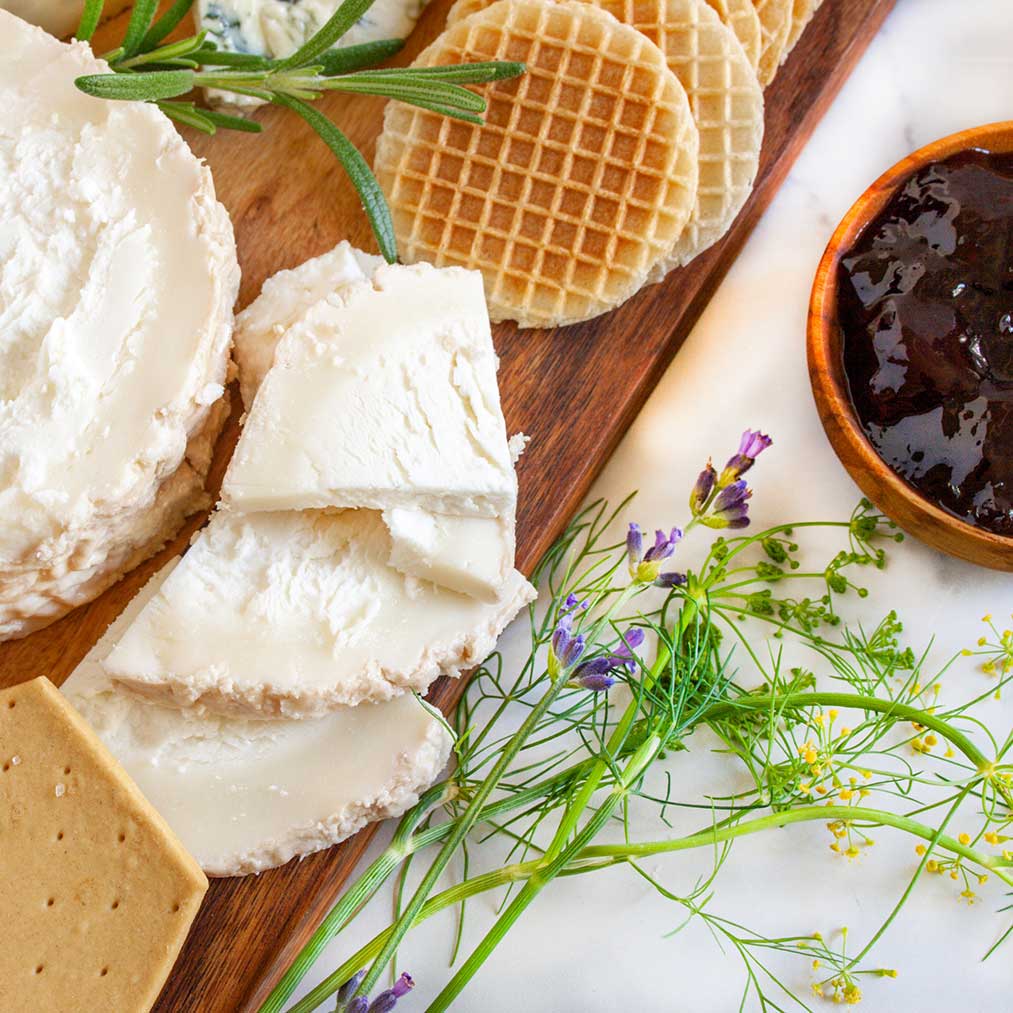 Bûche de Chèvre | Classic French Goat Cheese| iGourmet