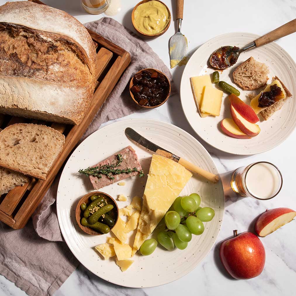 igourmet - Pitchfork Somerset Cloth Wrapped Cheddar Cheese