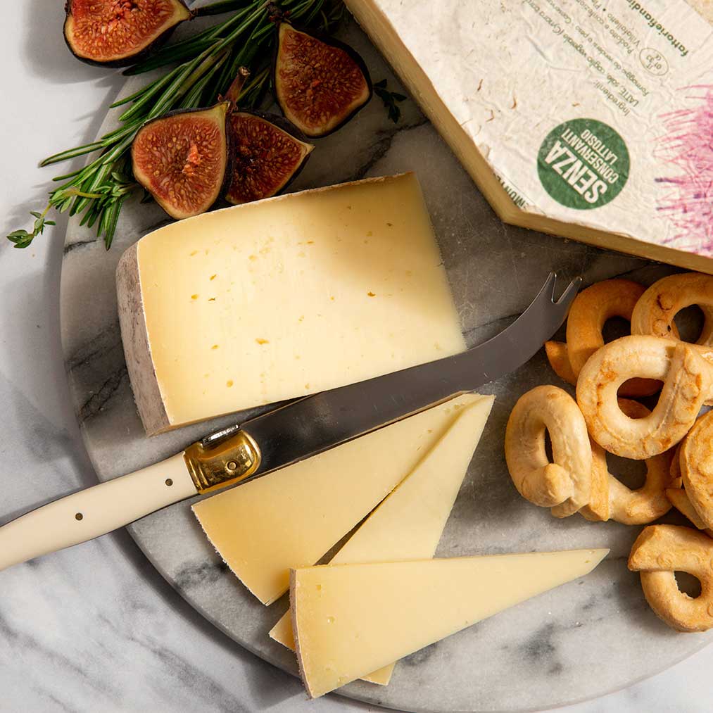 igourmet - Lou Bergier Pichin Raw Milk Toma Piemontese Cheese