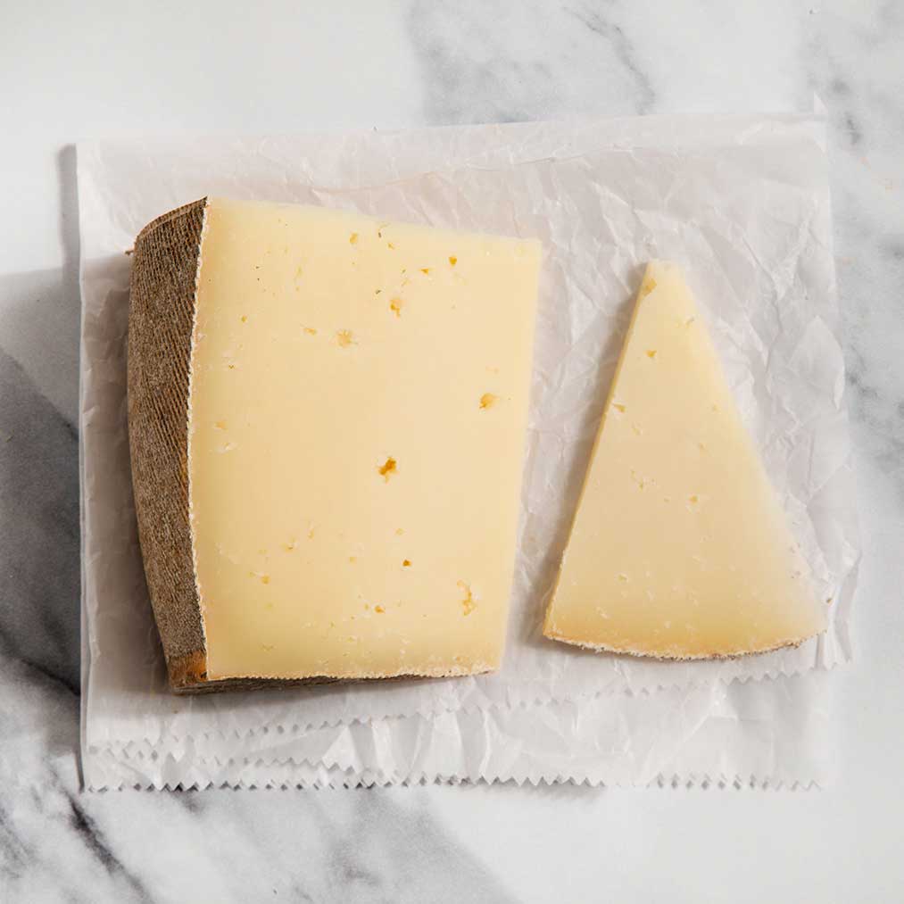 igourmet - Los Cameros Spanish Mixed Milk Cheese