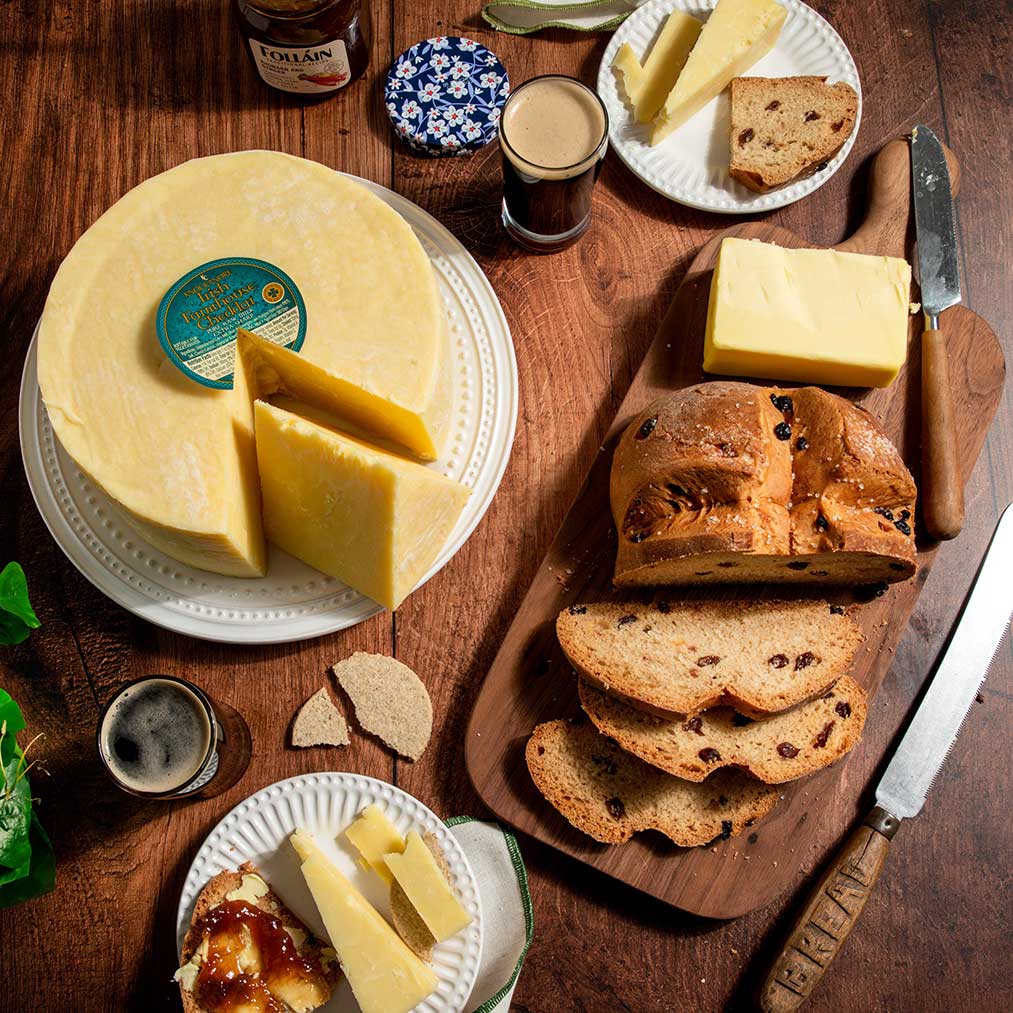 igourmet - Knockanore Irish Farmhouse Raw Milk Cheddar