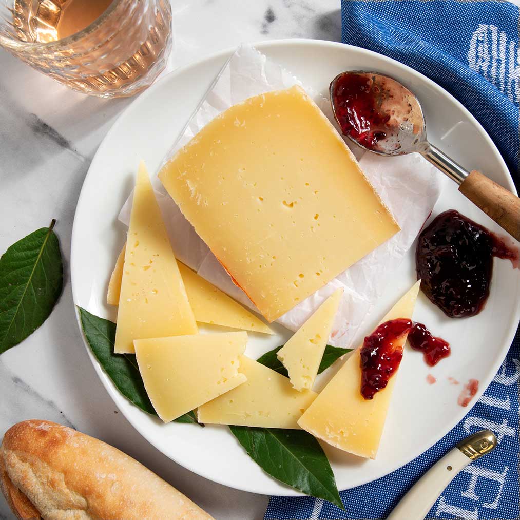 igourmet - Isigny Belle Saison Cow's Milk Normandy Cheese