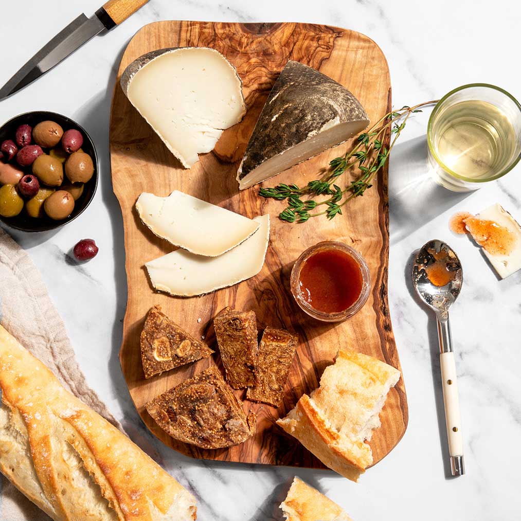 igourmet - Montbru Sarró de Búfala - Mature Spanish Buffalo Milk Cheese