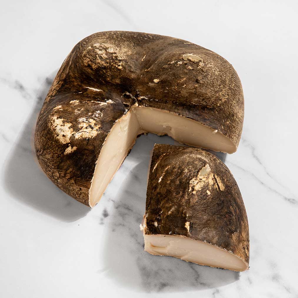 igourmet - Montbru Sarró de Búfala - Mature Spanish Buffalo Milk Cheese