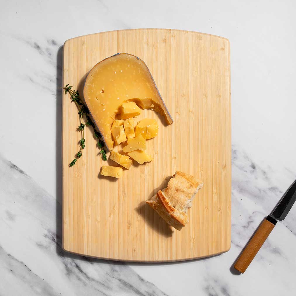 igourmet - Bamboo Gripper Cheese Board