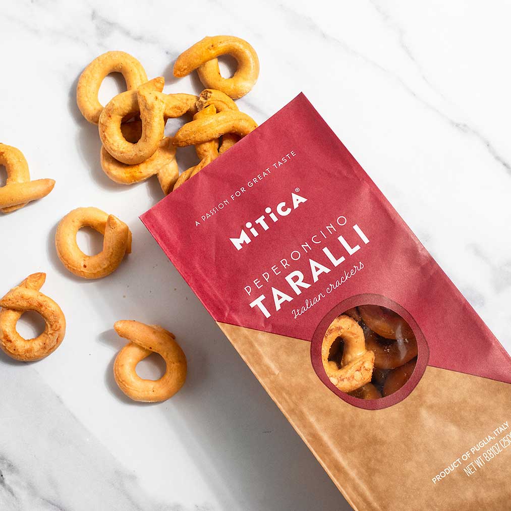 igourmet - Italian Taralli Crackers with Peperoncino