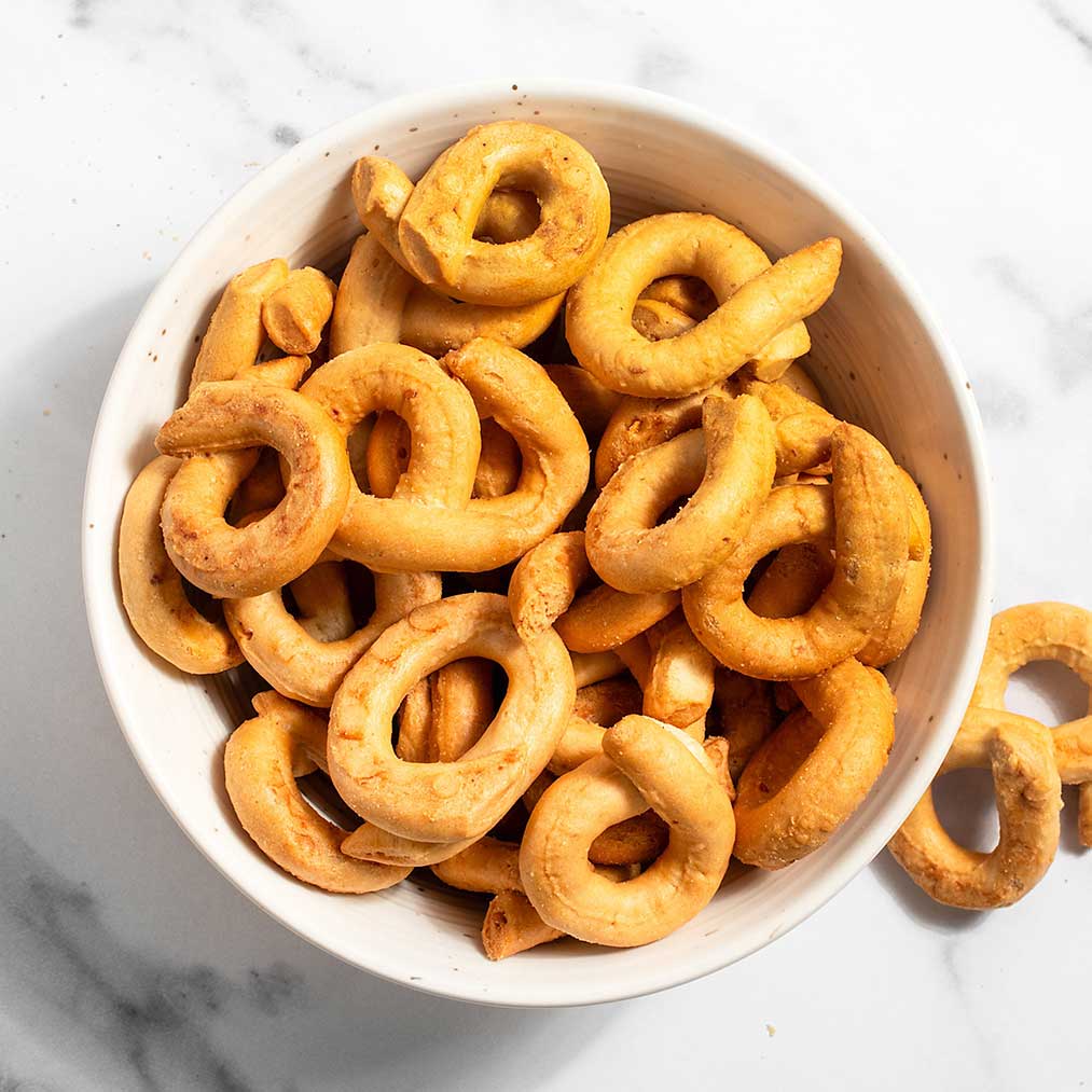 igourmet - Italian Taralli Crackers with Peperoncino
