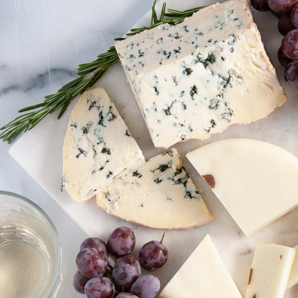 Cheeses for the Connoisseur Party Collection by igourmet